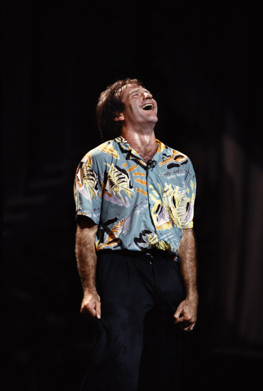 “Robin Williams, A Singular Portrait, 1986-2002” – Arthur Grace Photography